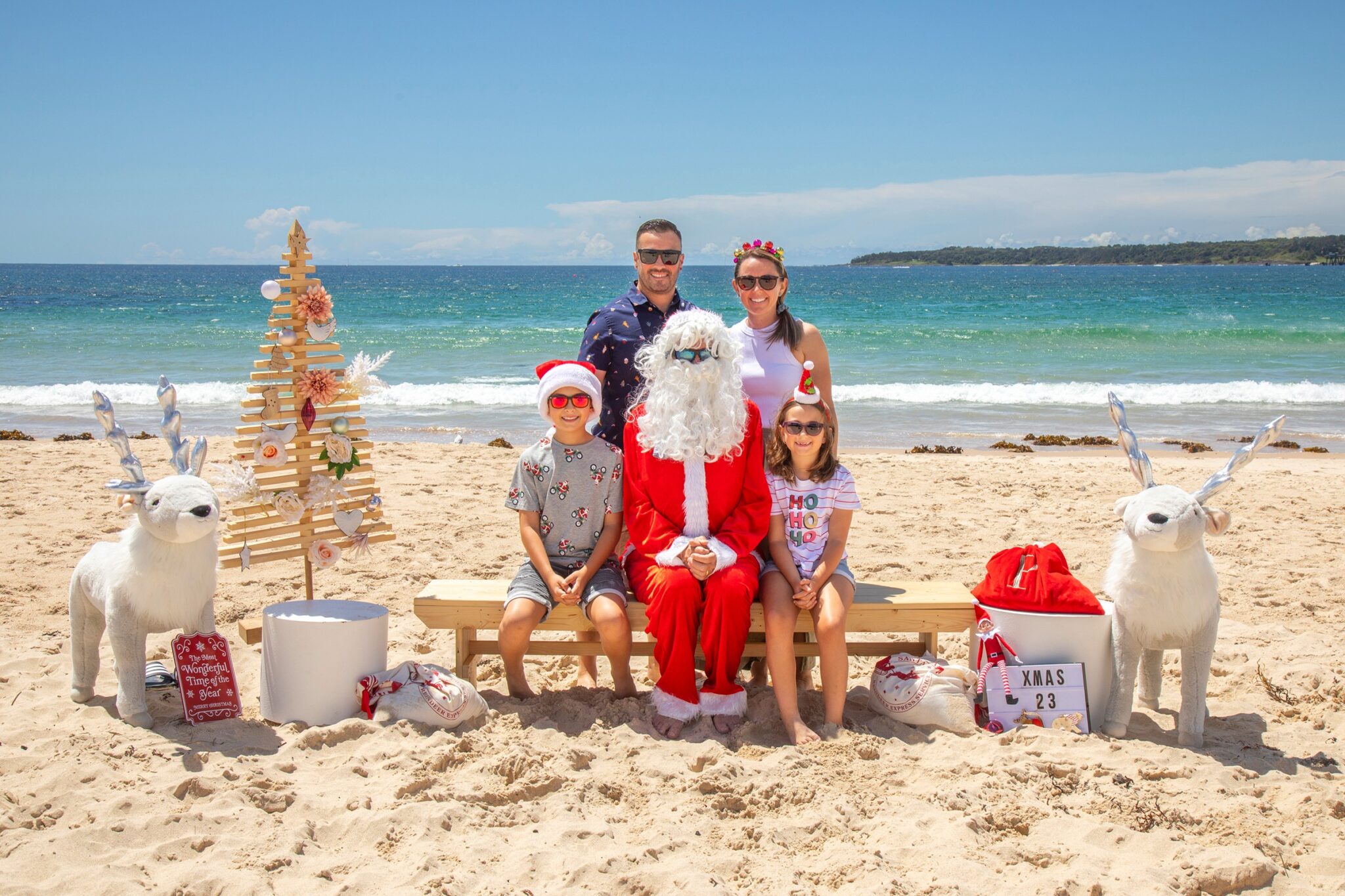 Santa Photos by the sea at South Shellharbour Beach - Visit Shellharbour